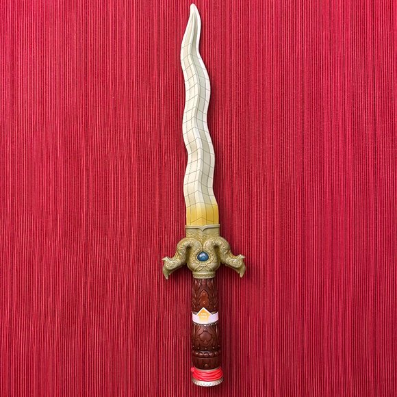 Disney | Toys | Disneys Raya And The Last Dragon 2 Light Up Sword With ...